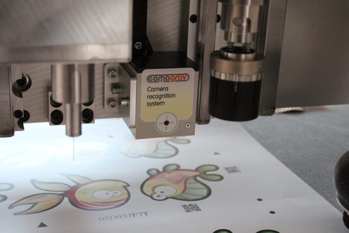 Plotter da taglio multifunzione piani COMAGRAV DIGI