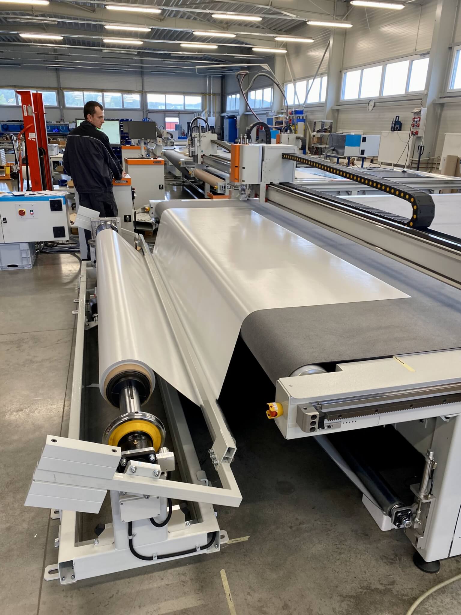 Canvas - COMAGRAV CNC machines